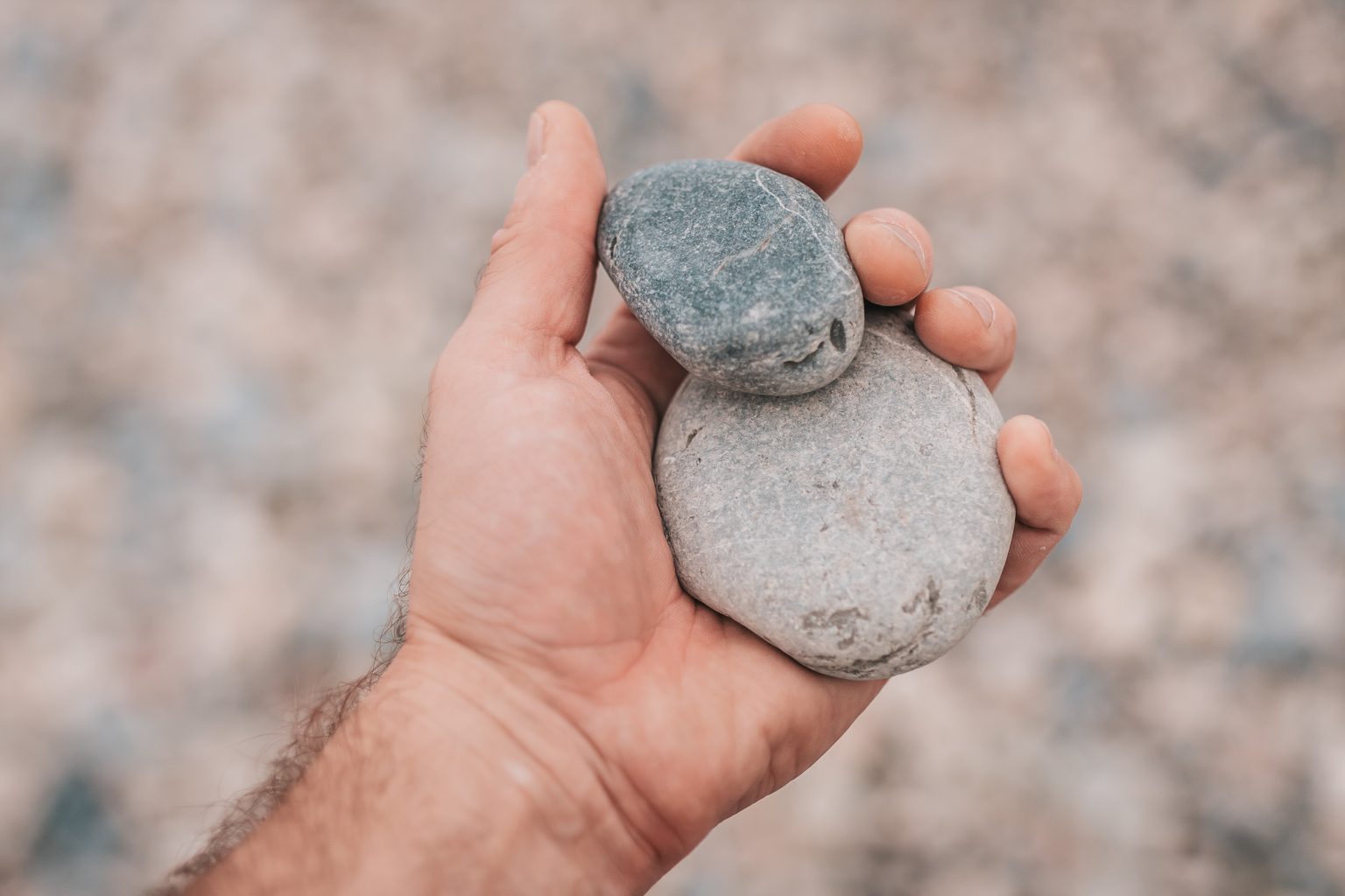 Can You Glue Landscape Rocks Together?